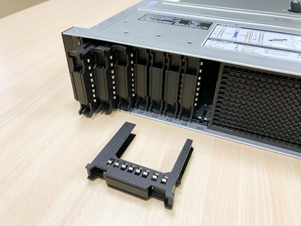 Dell EMC PowerEdge R740 機架式伺服器2U - OSSLab.tv