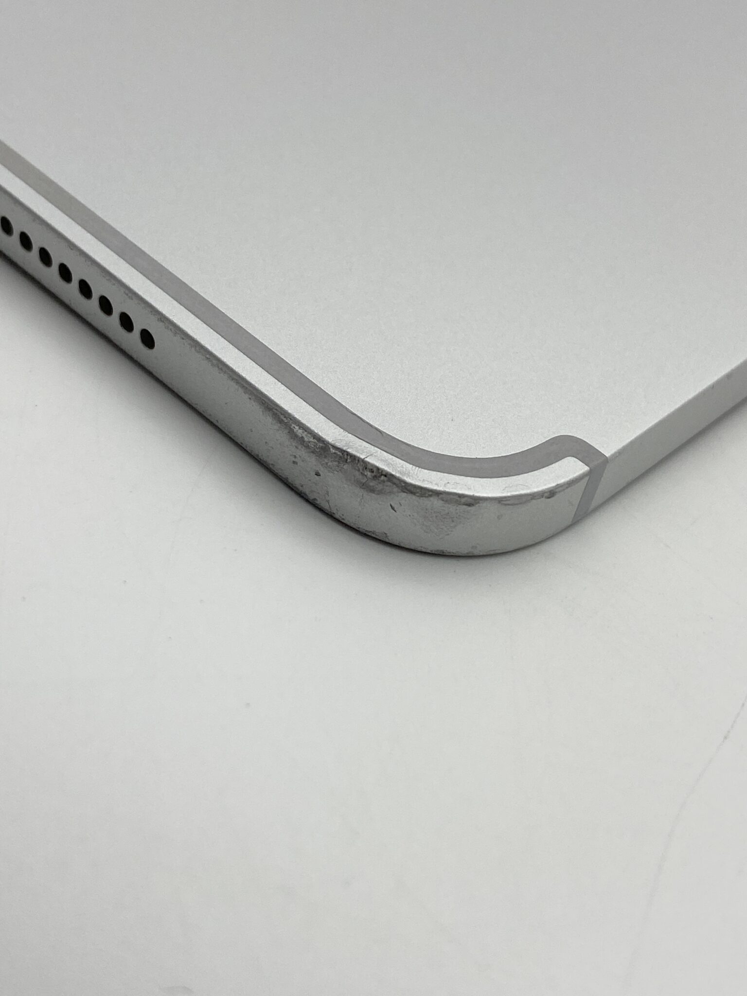 iPad Pro 12.9" 4th [256G] [WiFi+4G] 二手平板 福利品 - OSSLab.tv